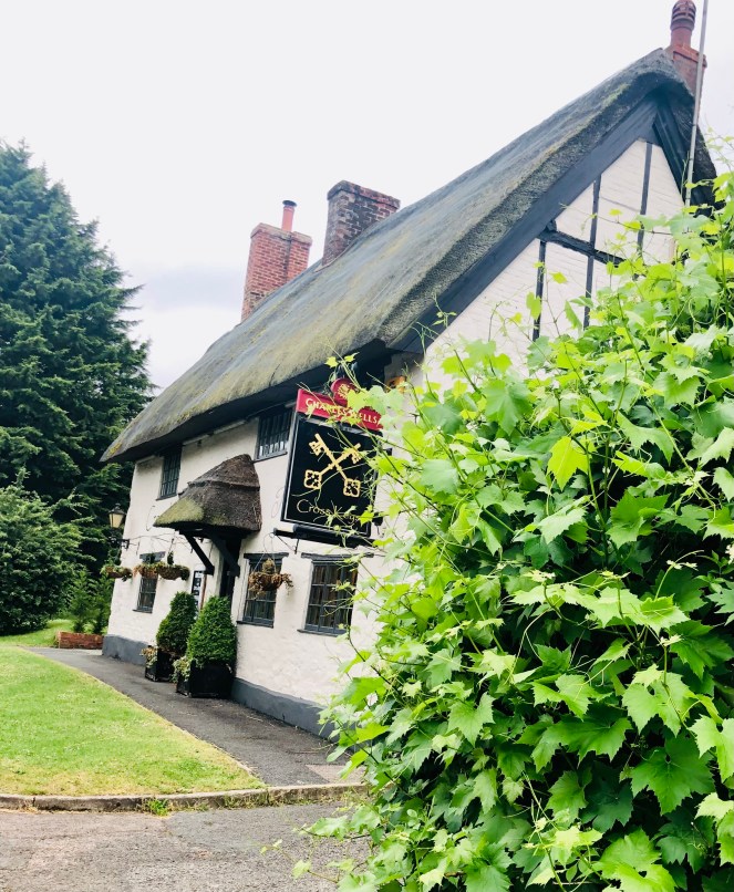 The Cross Keys (Woolstone) Review – Feeding the Kat
